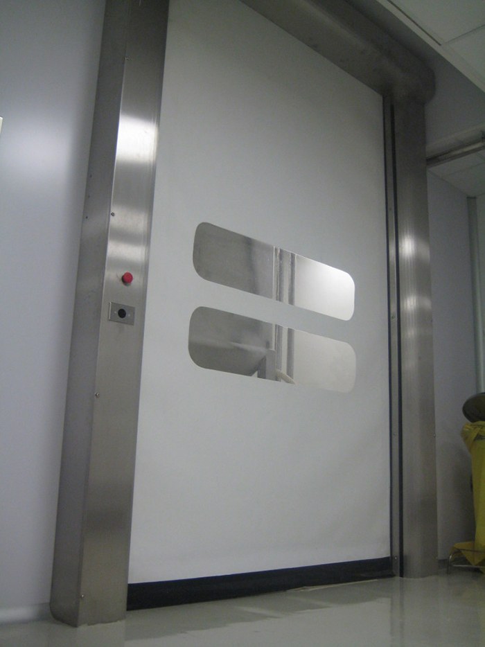 Clean room fast roll door | American Motors Pilalis (AMP)