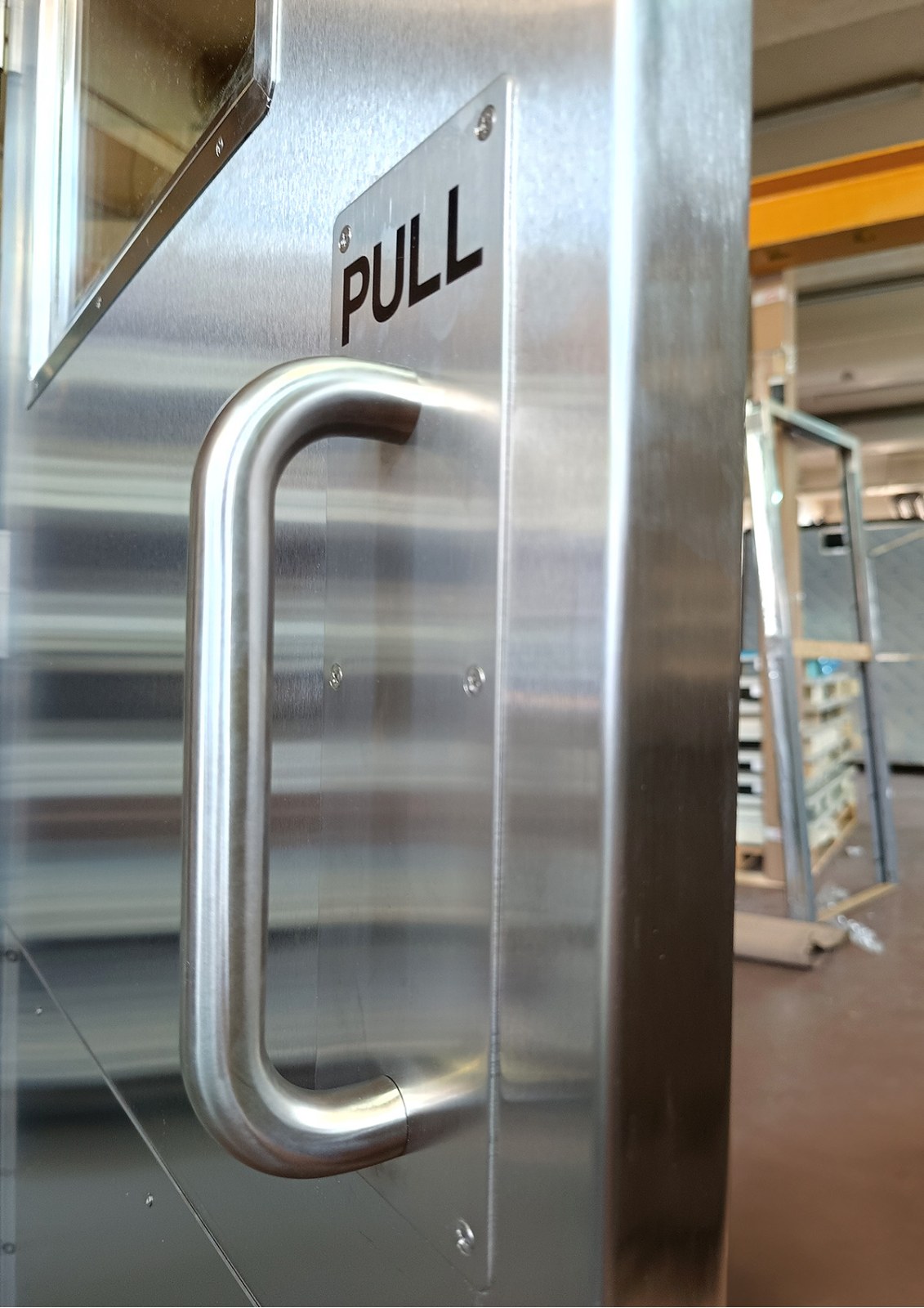 Food processing doors | American Motors Pilalis (AMP)